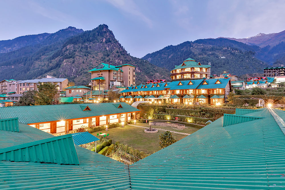 Explore 140+ Domestic and International Resorts with Club Mahindra